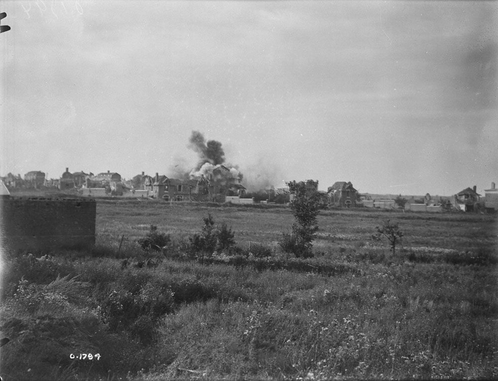 Hill 70 - LAC Photos